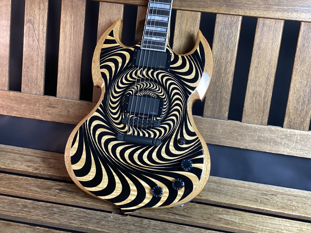Two Tone - Wylde Audio Zakk Wylde Barbarian Psychic Bullseye Rawtop